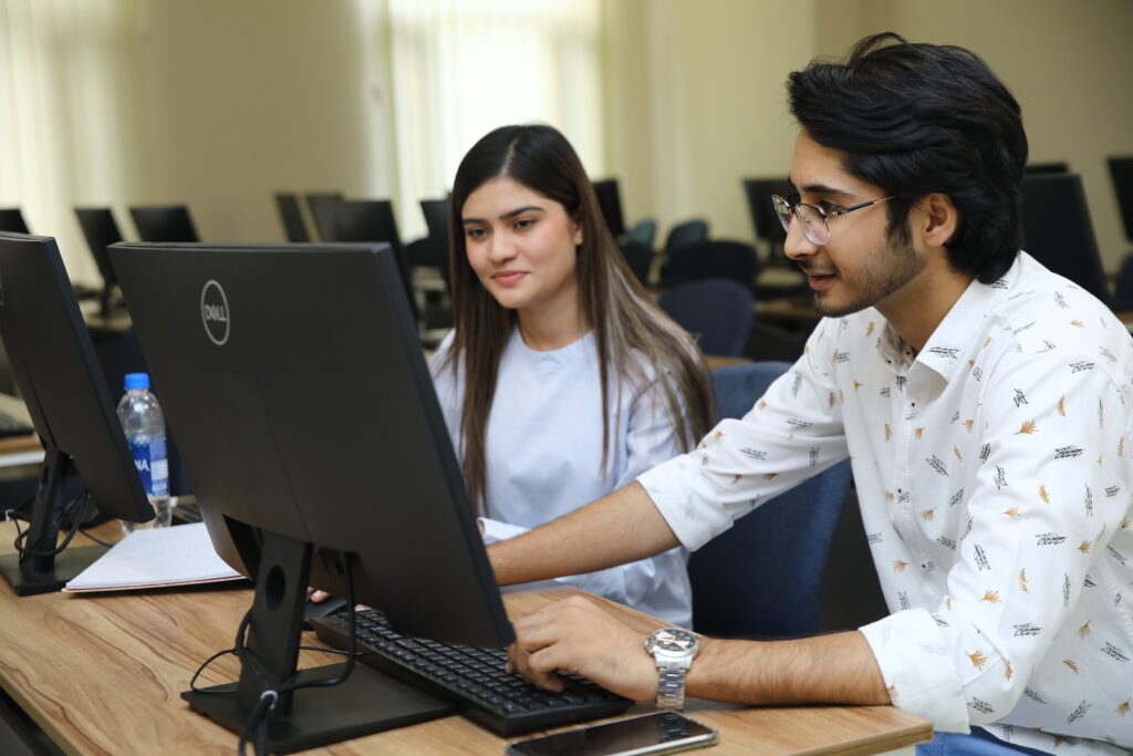 Associate Degree in Computer Science – Iqra University